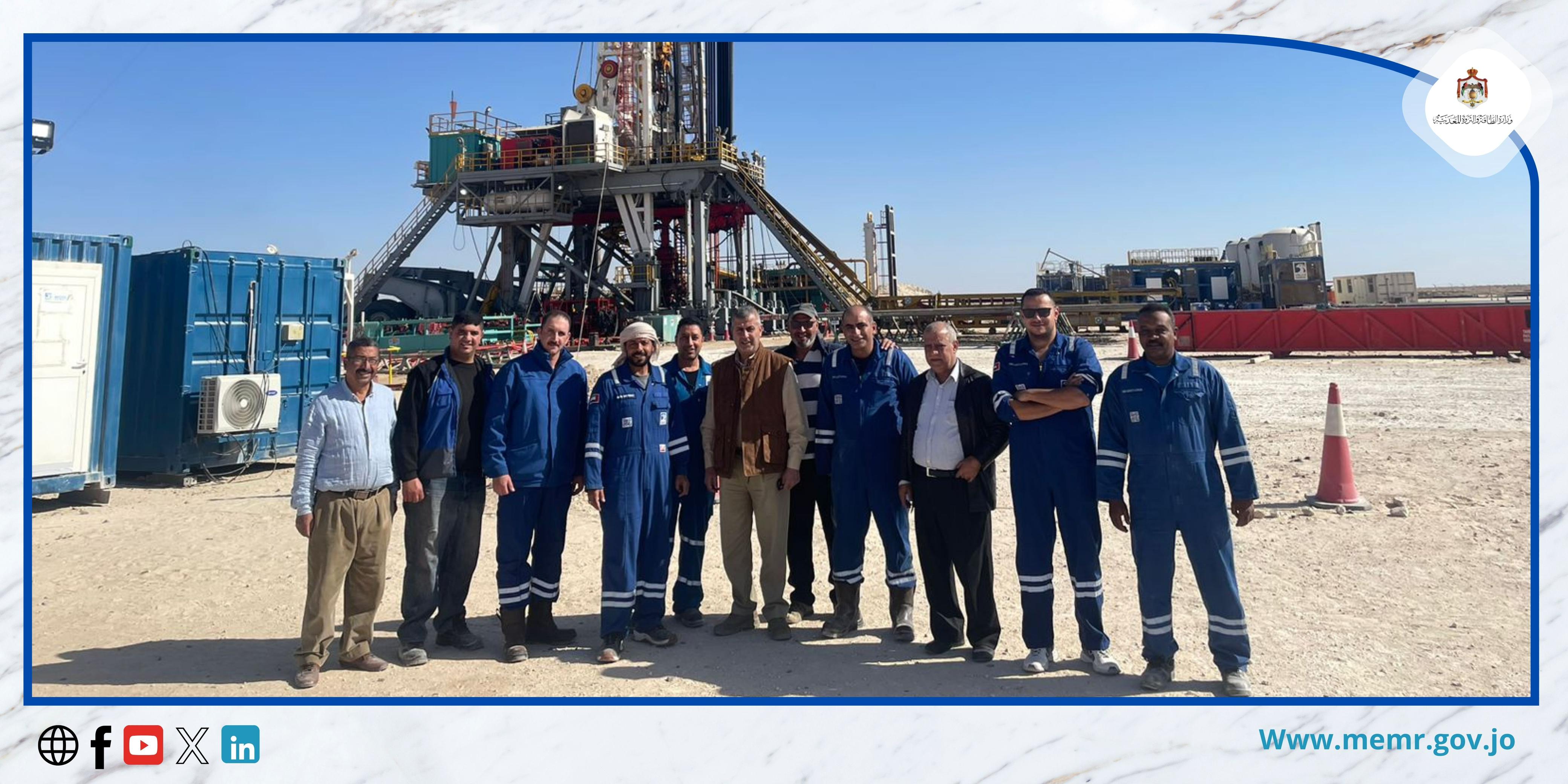Al-Kharabsheh oversees drilling operations in Hamza field and visits ...